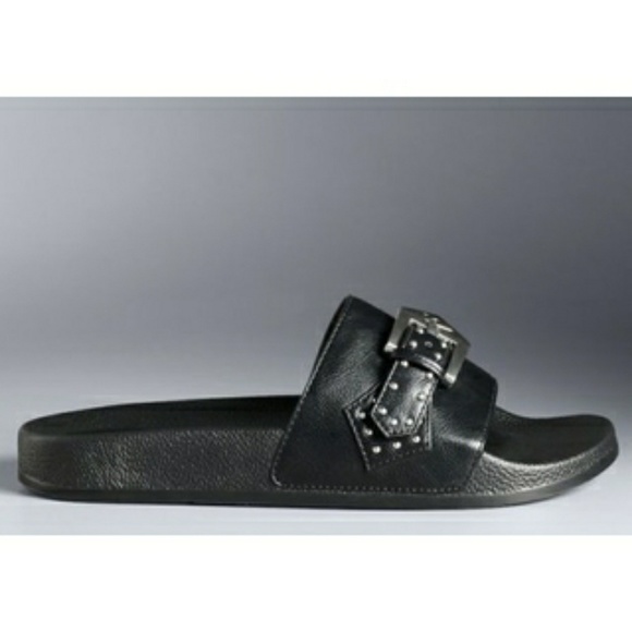 Simply Vera Vera Wang | Shoes | New Svvw Symbols Black Slides 75 Final ...